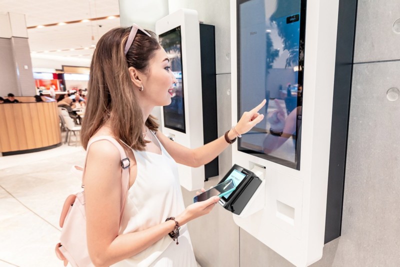 MONEXgroup - Solutions for Merchant Payment Processing